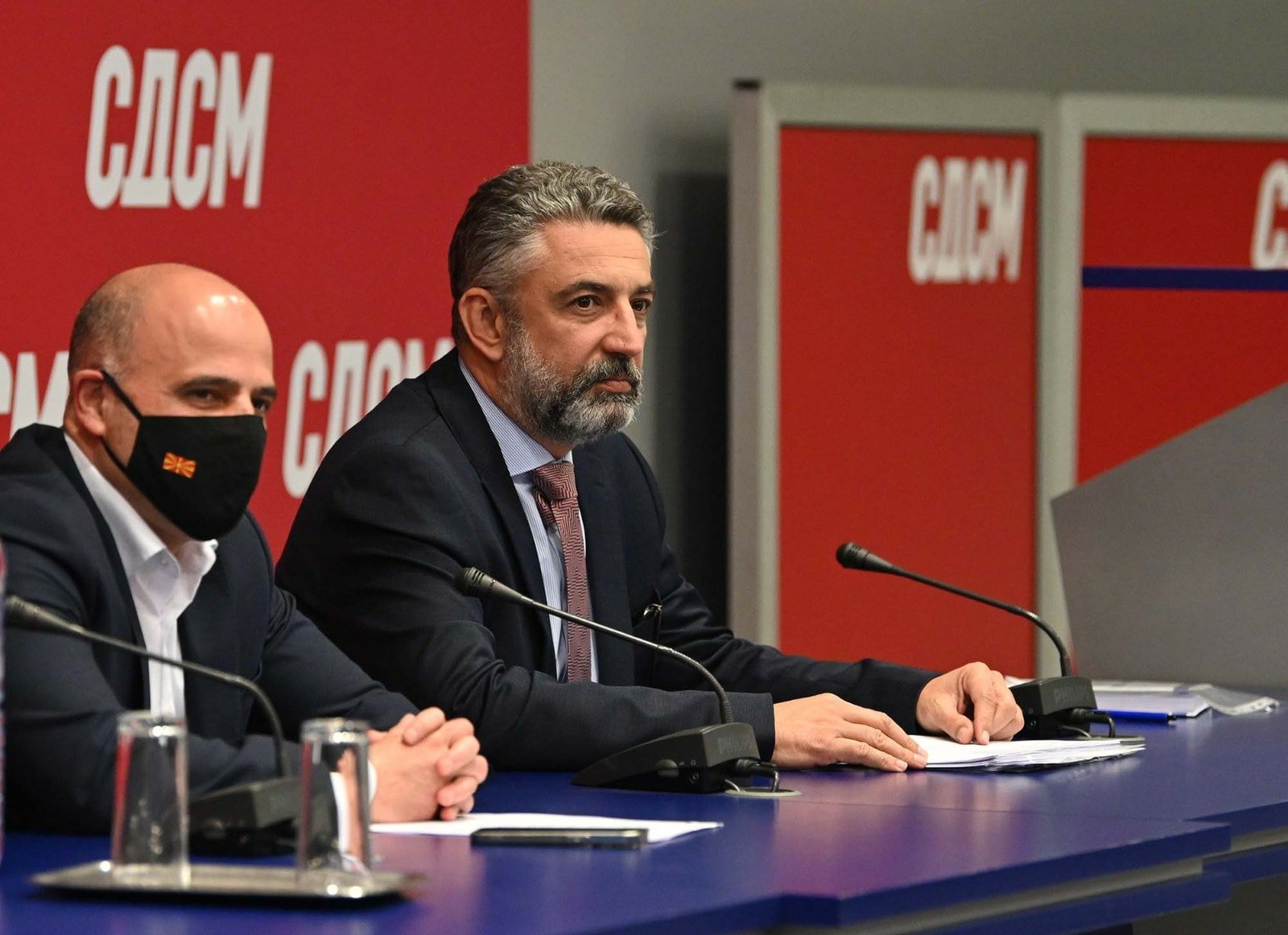Вмро дпмне оо сдс арачиново скандалозно избира професионални војници