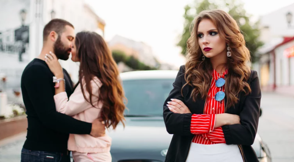 6 аларми дека некој не ви е вистински пријател Ако зборува само за себеси и сметате дека ве